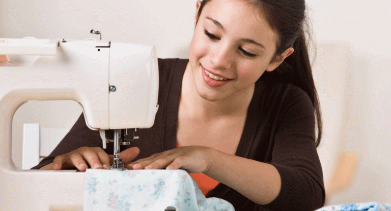 How Does a Sewing Machine Work: The Anatomy of a Sewing Machine ...